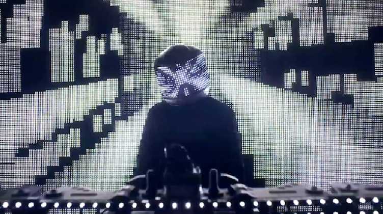 Top 15 Famous DJs that wear masks