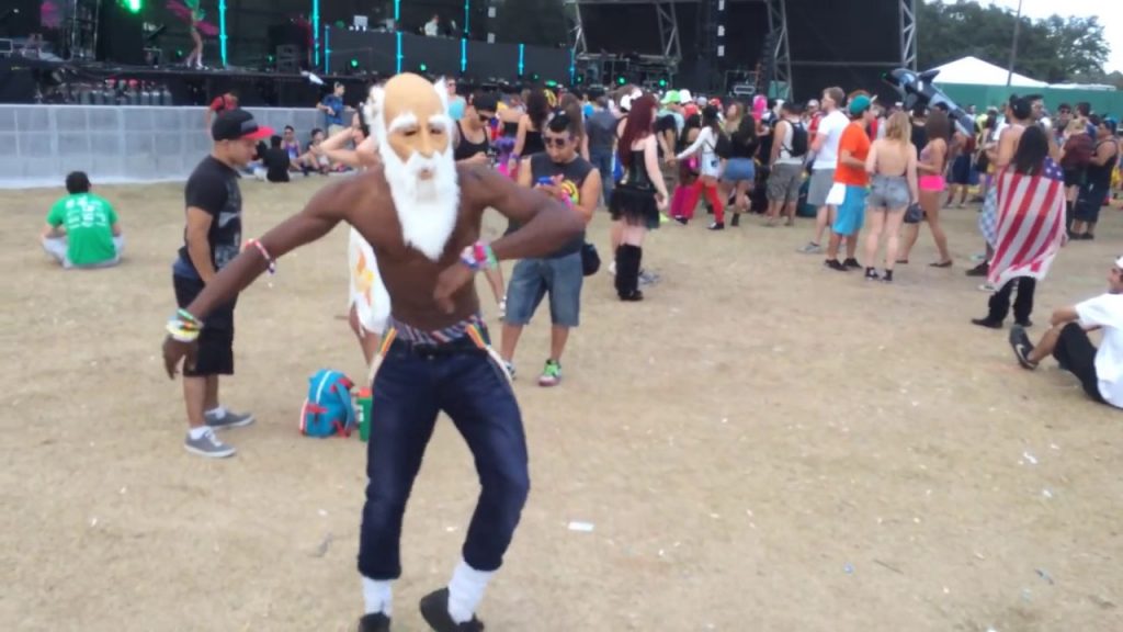 2 Old Men Escape Nursing Home to Attend Music Festival ! | Rave Jungle
