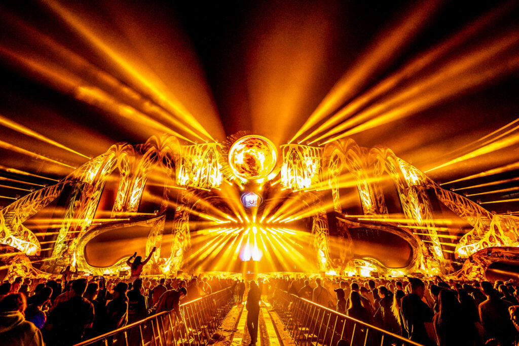 The most impressive stage in Romania, UNTOLD's "Temple of Lúna", is ...